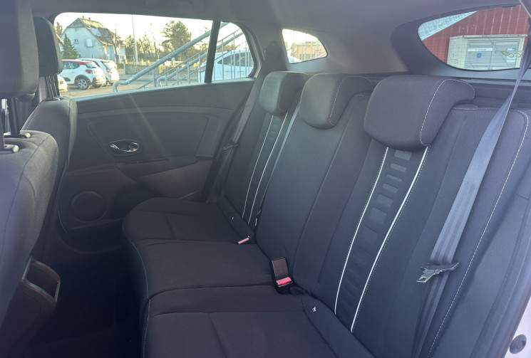 Renault Megane Estate d'occasion 1.2 TCe 115ch energy Limited - AutoEasy