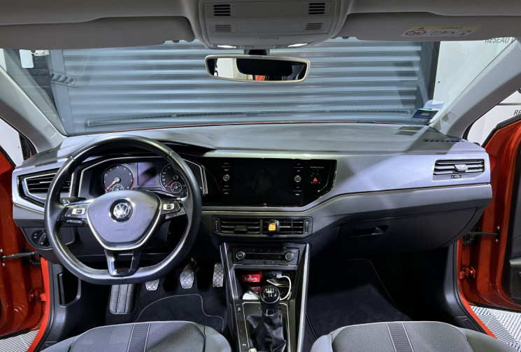 VOLKSWAGEN POLO VI 1.0 TSI 12V BMT 95 RLINE - AutoEasy